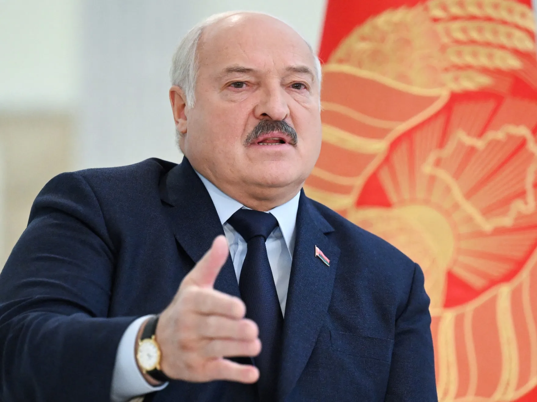 Belarus to Control Russian Nuclear Weapons in Its Territory, Lukashenko Says - Bloomberg