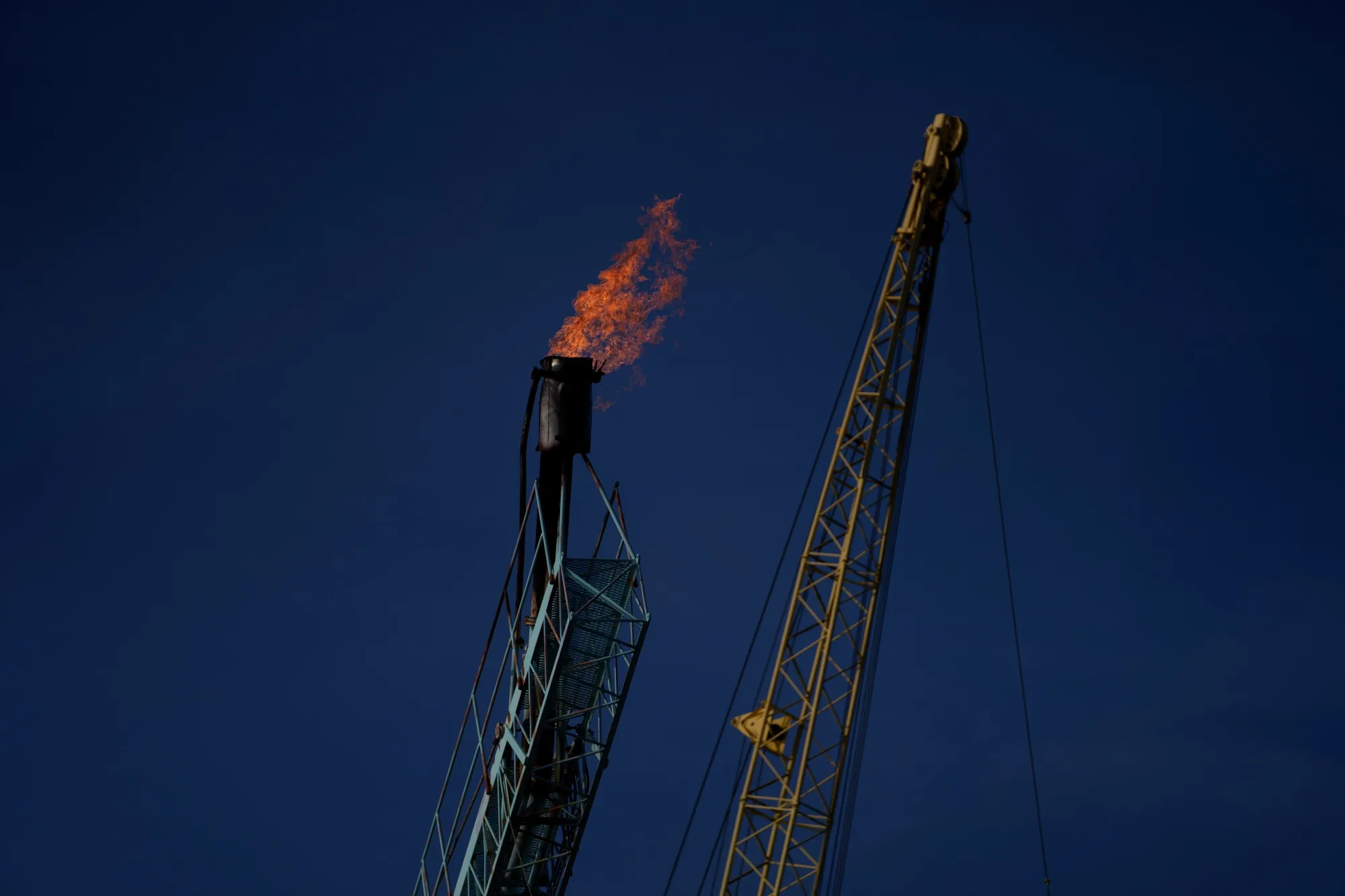 California Resources to Buy Aera Energy in $2.1 Billion Deal - Bloomberg