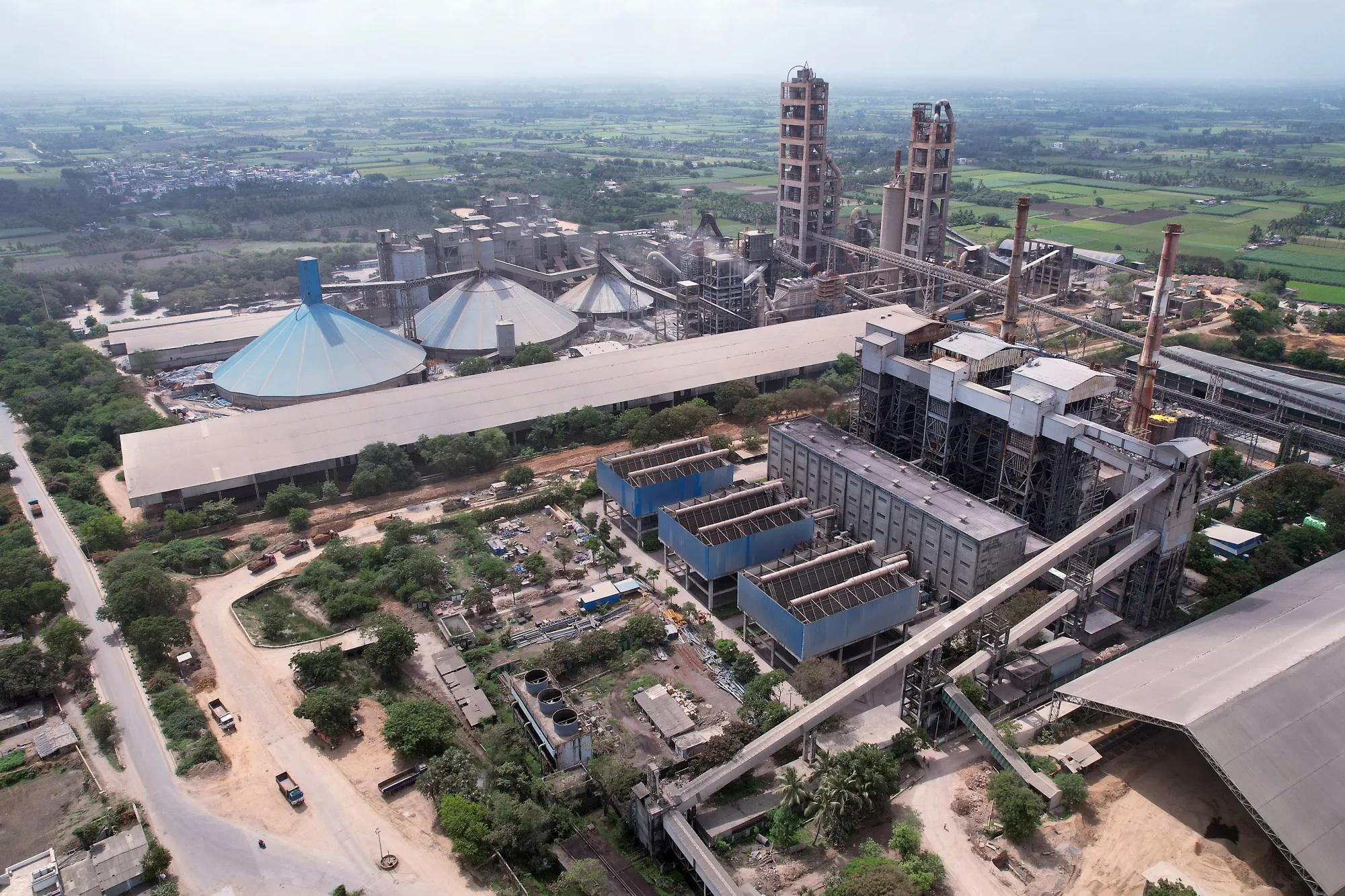Adani Injects $799 Million for Bigger Ambuja Cements Stake - Bloomberg