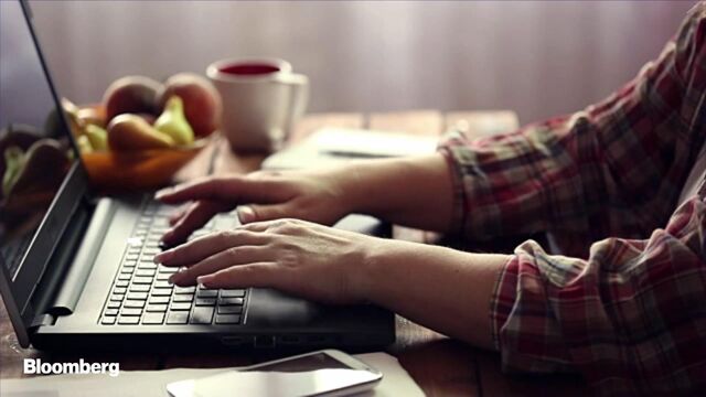 Coronavirus Forces World’s Largest Work-From-Home Experiment - Bloomberg