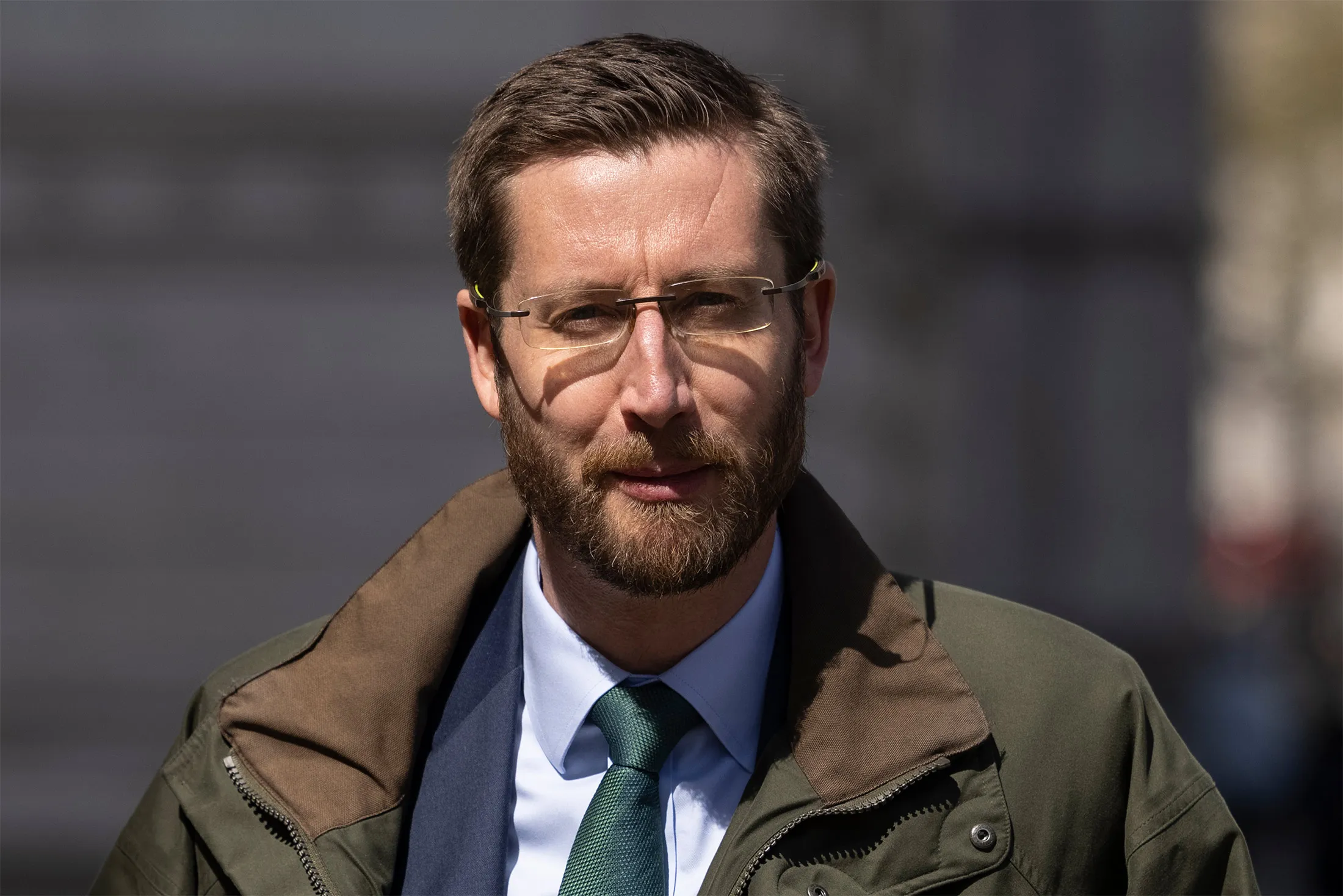 Top UK Civil Servant Quits, Paving Way for Labour Appointment - Bloomberg