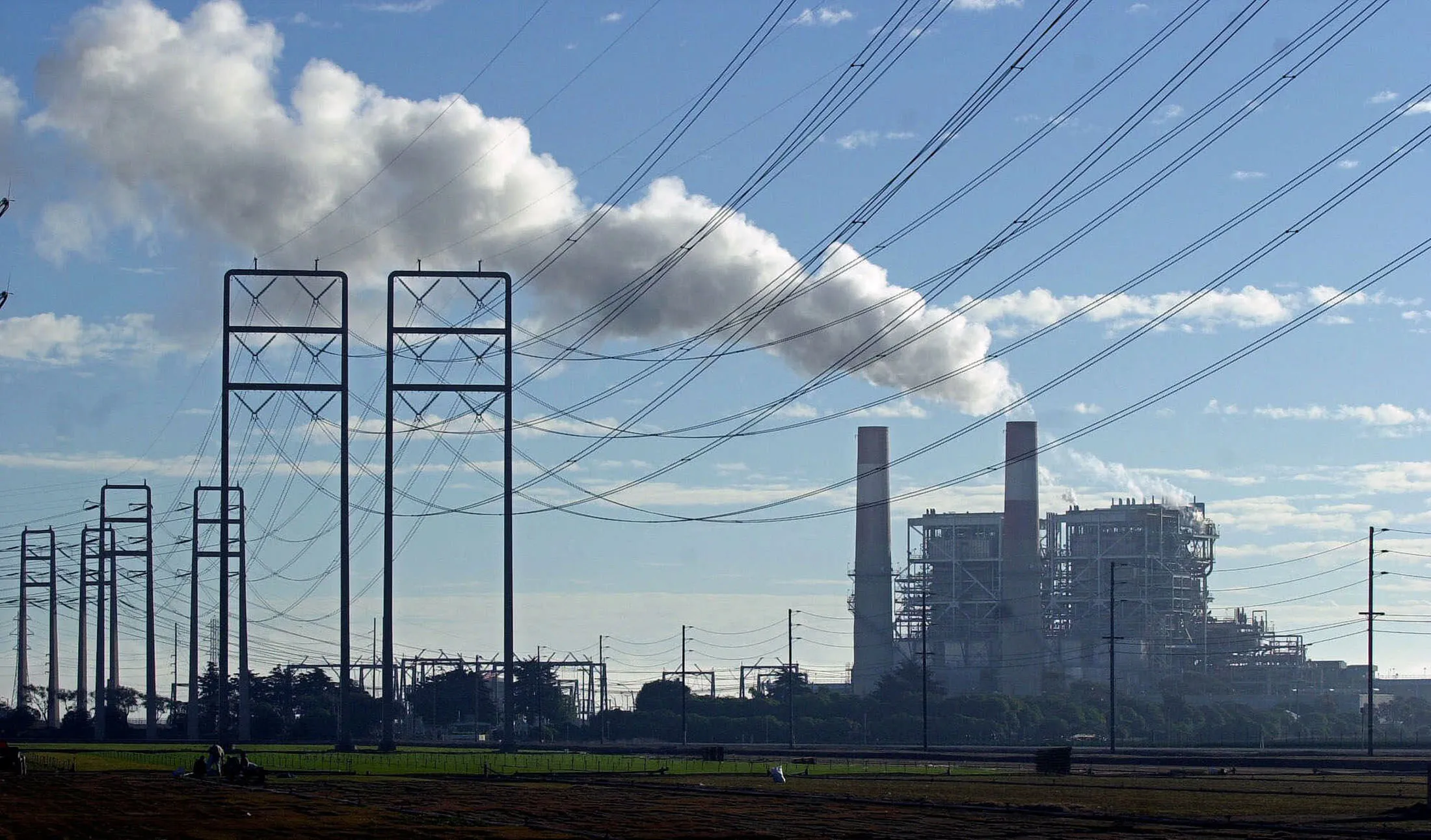 AI’s Demand for Power Makes Utility Analysts Popular Among Investors ...