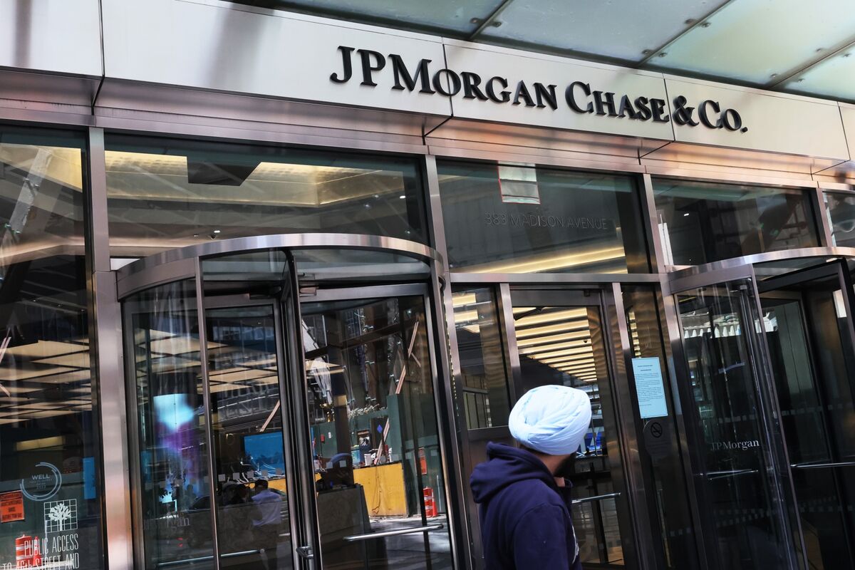 JPMorgan Debuts New Fund (HELO) From Manager Behind Biggest Active ETF ...