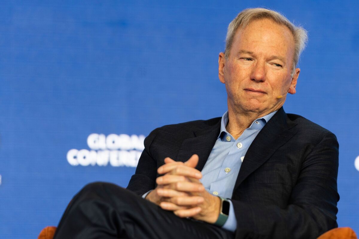 Google Billionaire Warns US Technology Edge Over China Slipping - Bloomberg