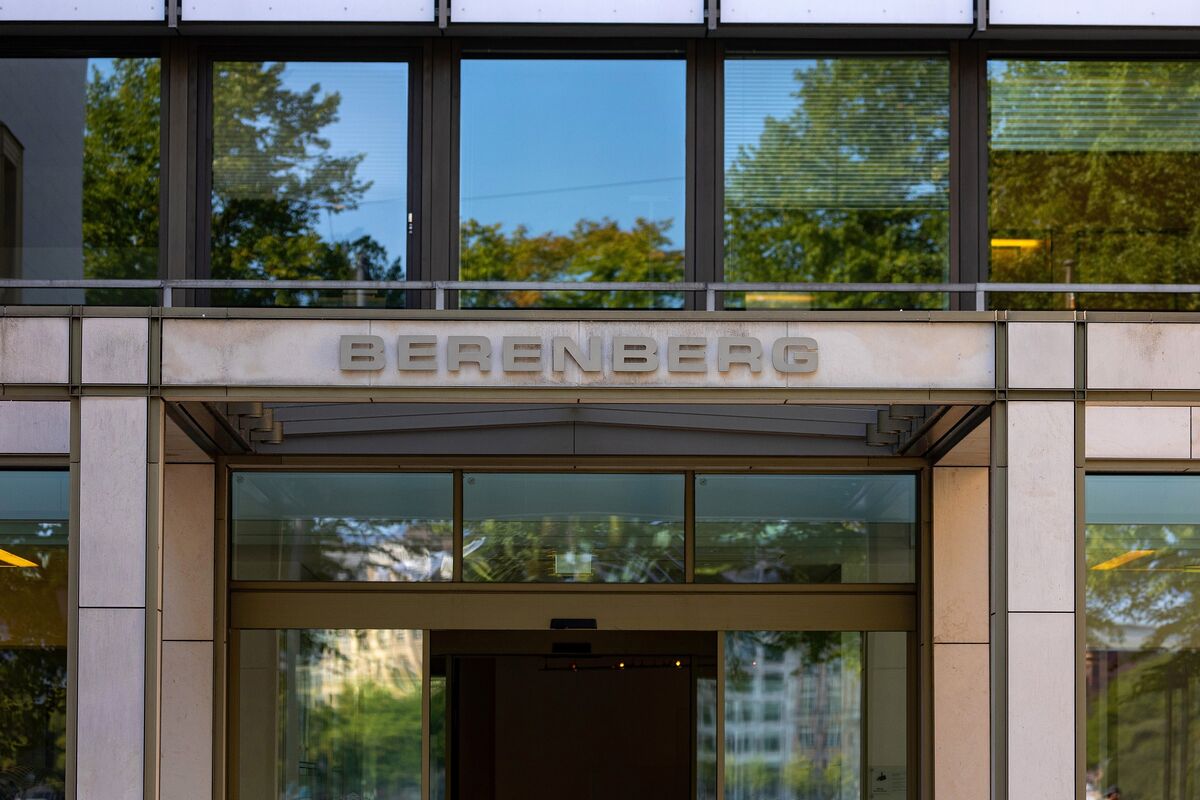 Berenberg erwägt Ansiedlung weiterer Bankbereiche in München - Bloomberg