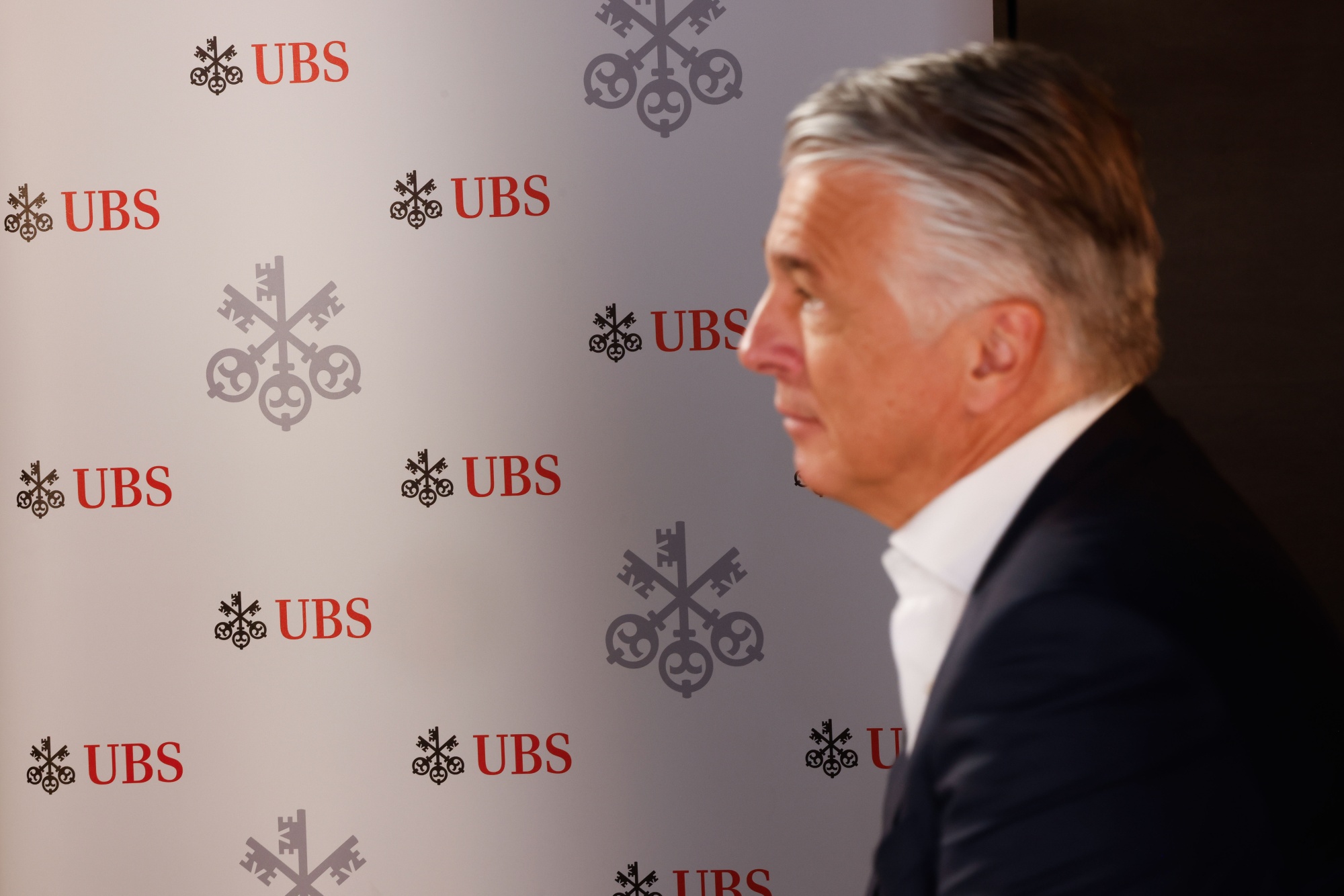 UBS Seems Set to Keep Its Promises to Shareholders - Bloomberg