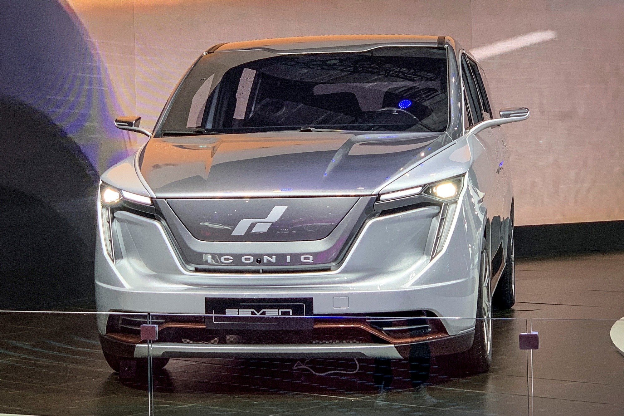 Chinese EV Startup Iconiq Said to Mull $4 Billion U.S. SPAC Deal ...