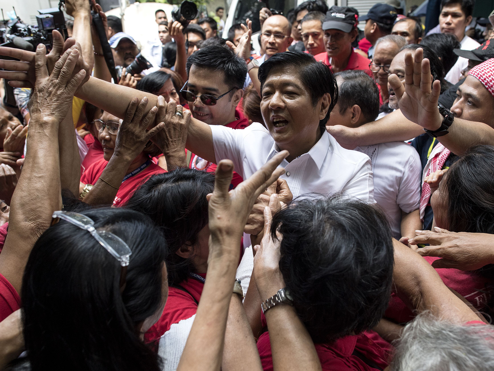 Top Philippine Court Delays Decision on Marcos Election Protest - Bloomberg