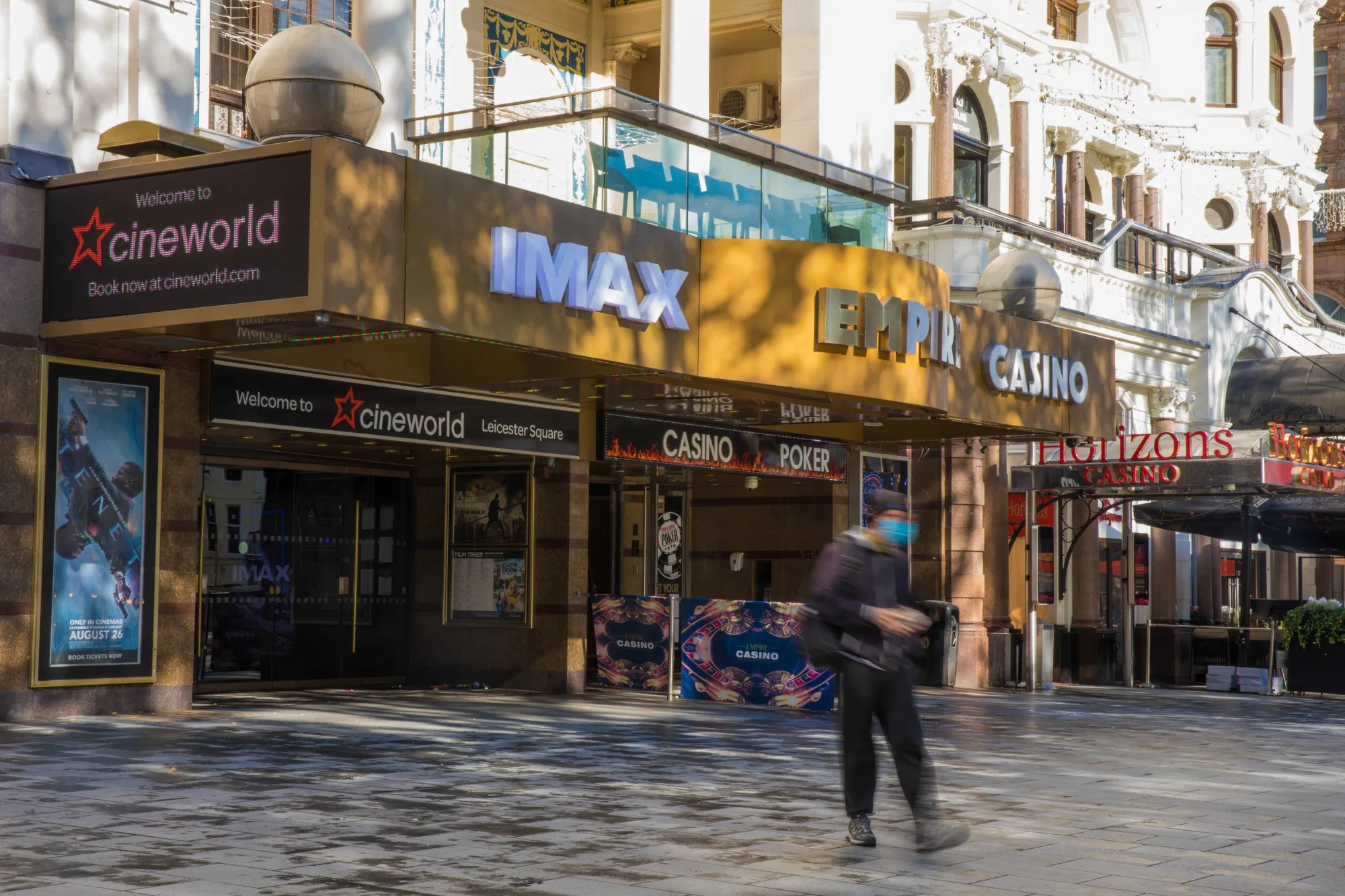 Movie Theaters Want Netflix to Commit to the Status Quo - Bloomberg