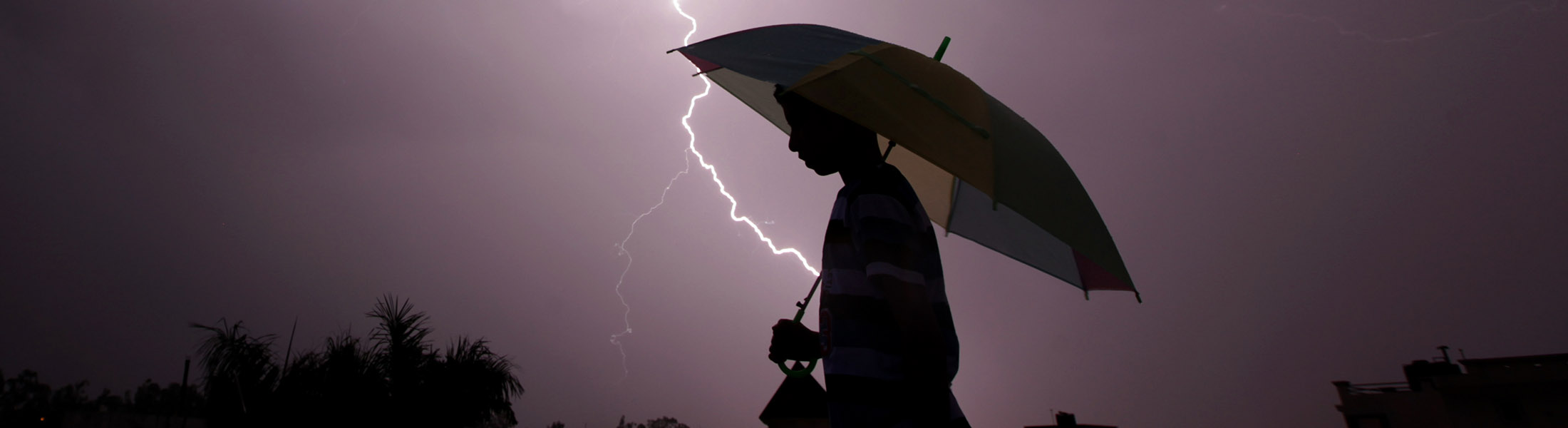 Indian Monsoon Hurls Almost 37,000 Lightning Bolts - Bloomberg
