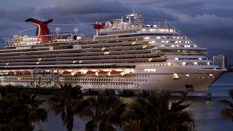 Watch Carnival CEO Sees Strong Bookings Going Into 2024 - Bloomberg