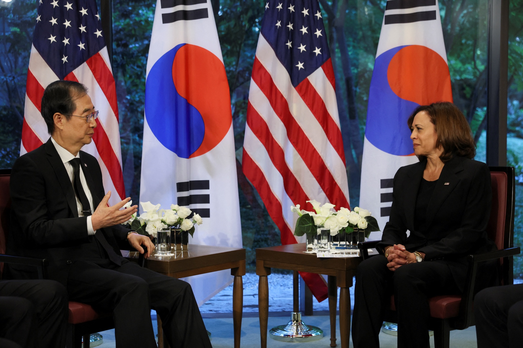 Harris to Visit DMZ Thursday as Tensions Rattle Region - Bloomberg