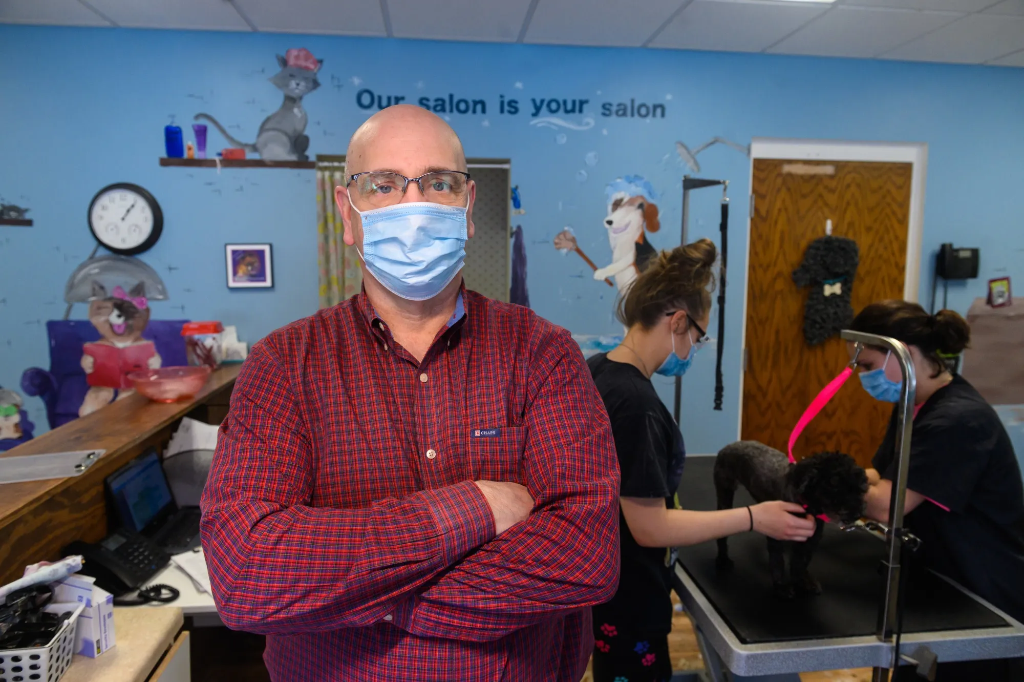 Rogue Businesses Go Underground to Dodge Virus-Era Restrictions - Bloomberg