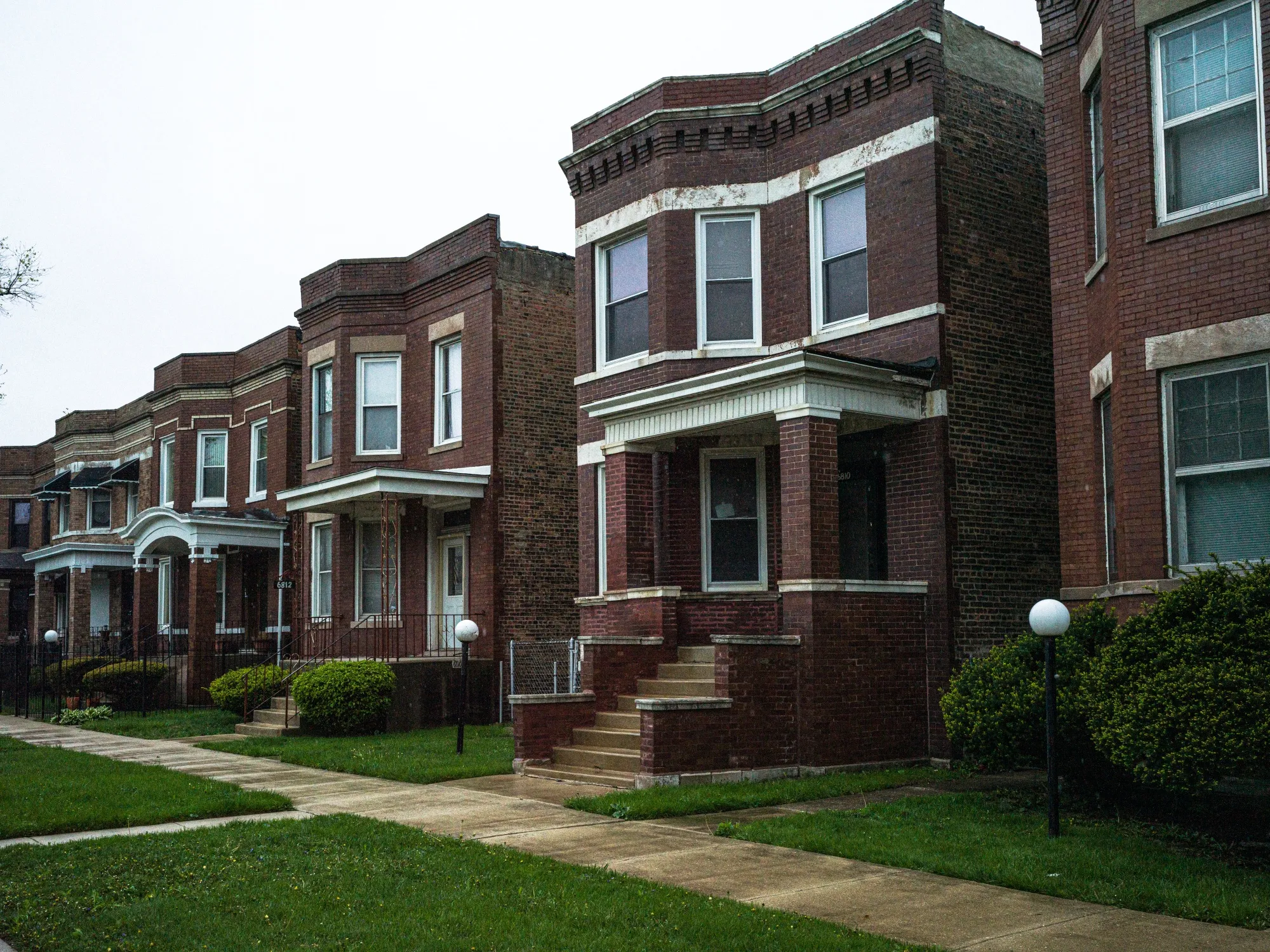 HOA Fees and Fines Can Worsen Housing Affordability Crisis - Bloomberg