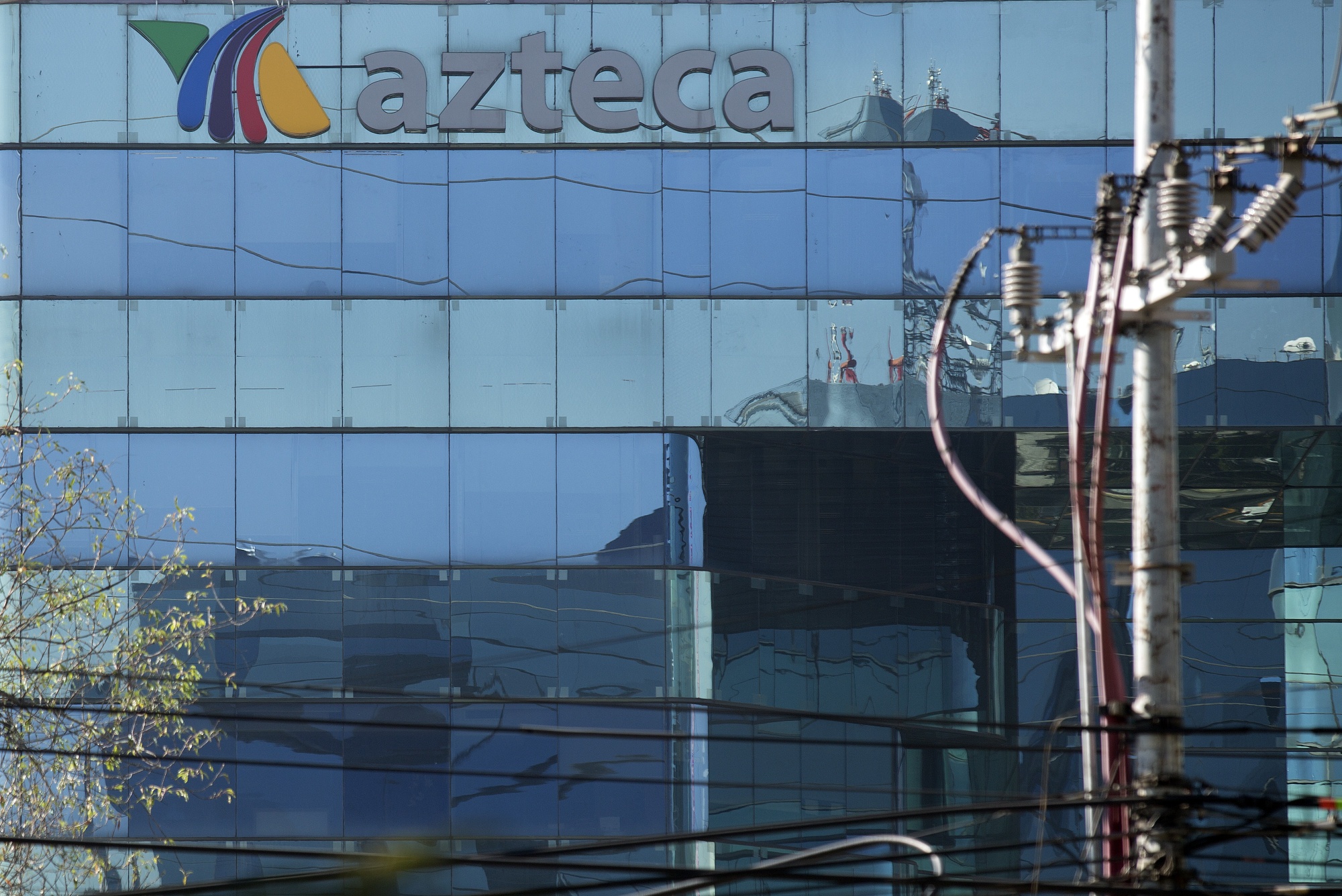 TV Azteca México no presenta reporte trimestral por orden corte - Bloomberg