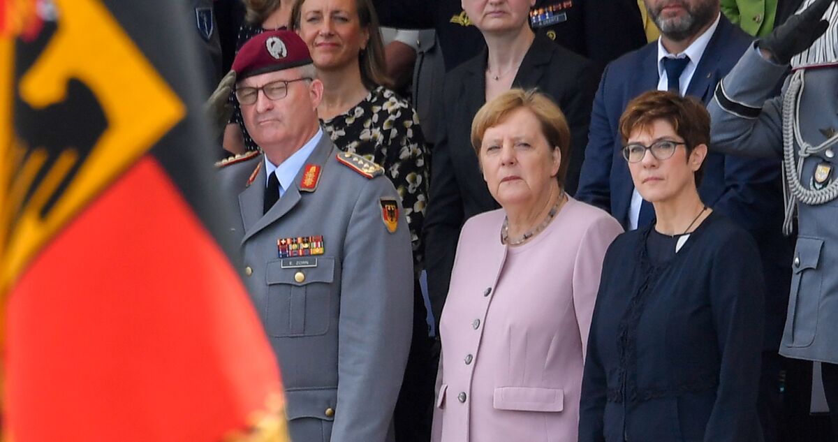 New German Defense Chief Calls for Military Spending Increases - Bloomberg