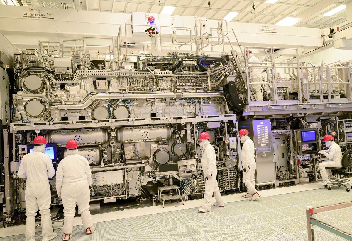 Intel’s $28 Billion Comeback Bet: Make Ohio a Global Chips Capital