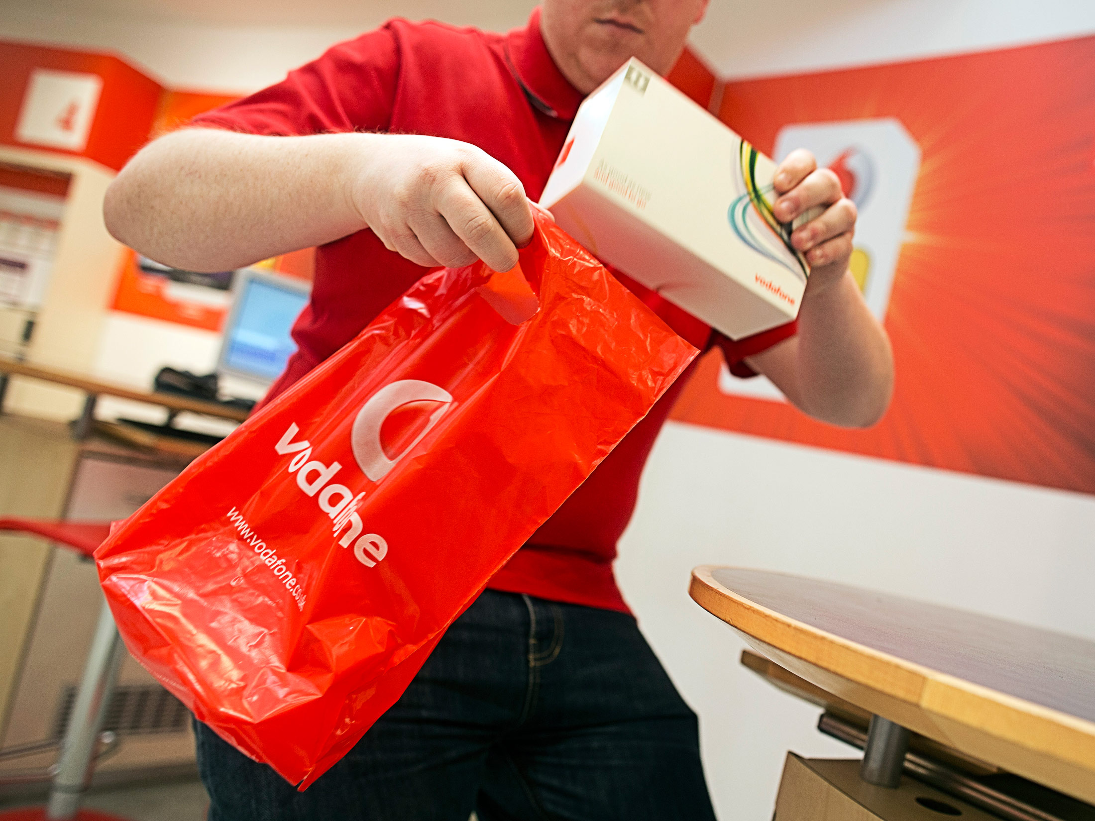 Vodafone Service Revenue Shows Europe Rebound, Asian Growth - Bloomberg