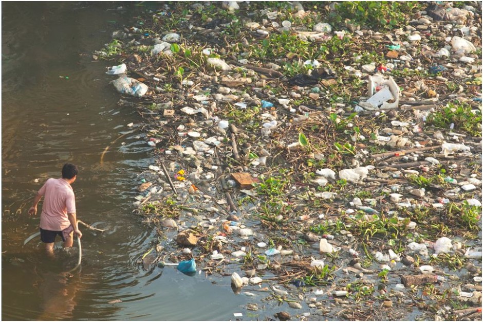 People Are Less Likely to Recycle Stuff That's Crumpled, Cut Apart, or ...