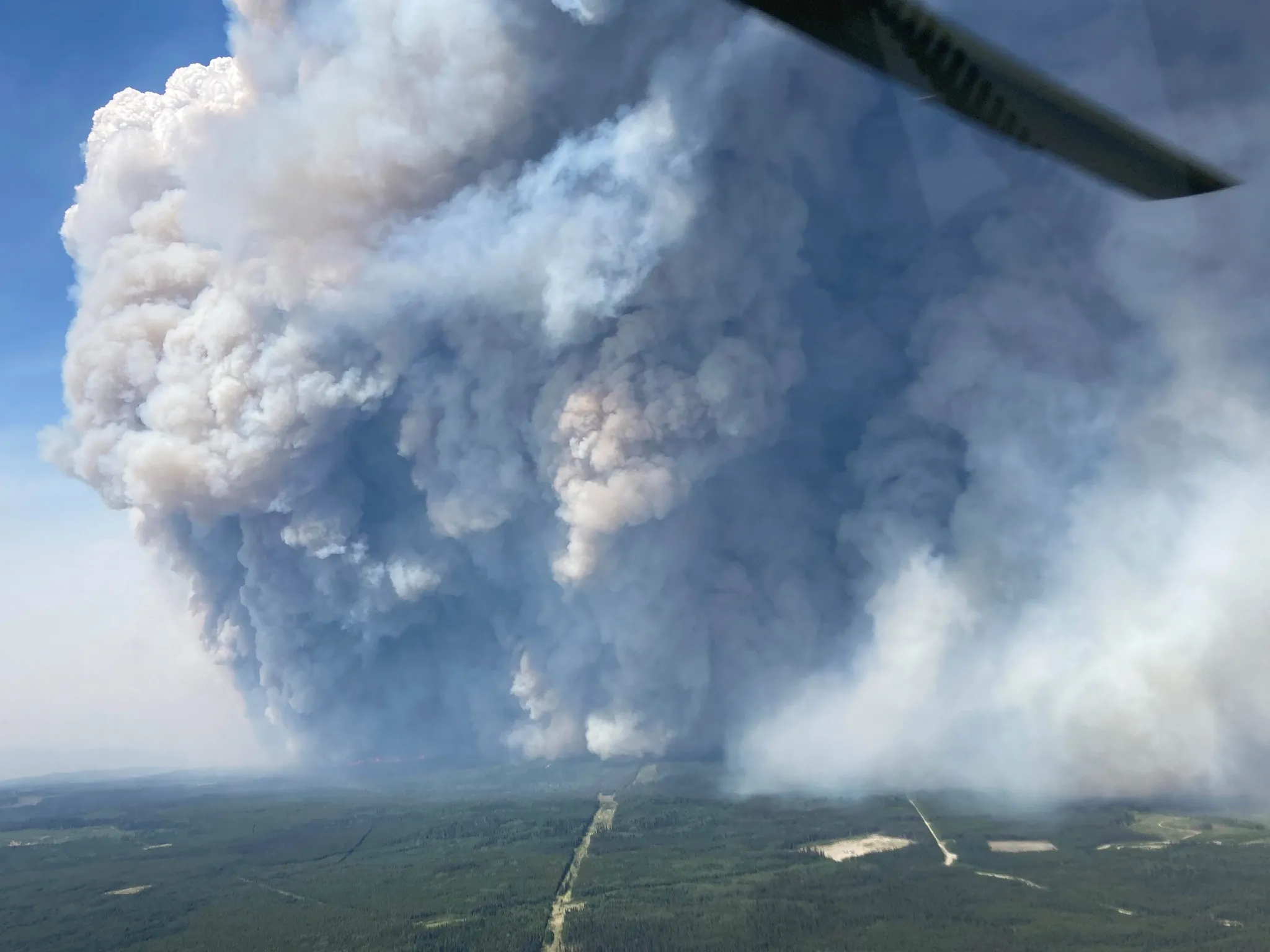 Smoky Wildfire Haze Shrouds US Midwest as East Coast Stays Clear ...