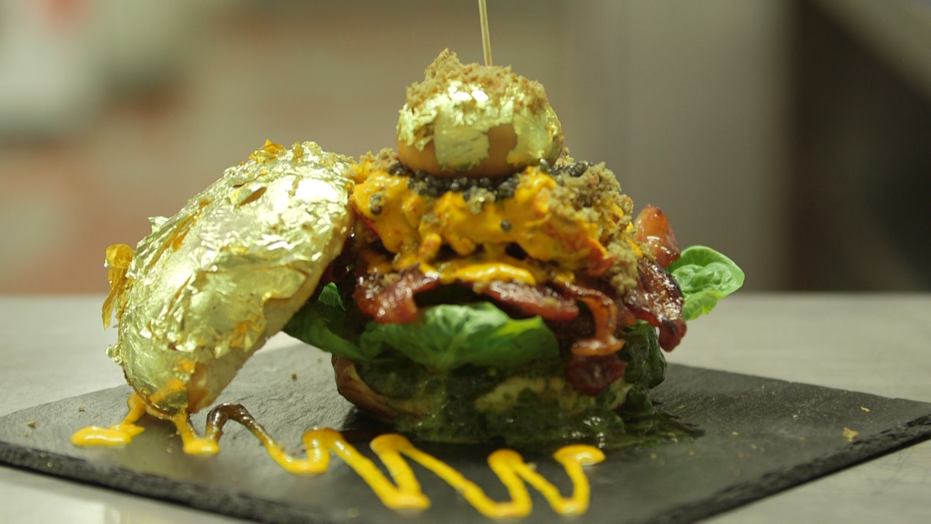 Honky Tonk's Glamburger: World's Most Expensive Burger - Bloomberg