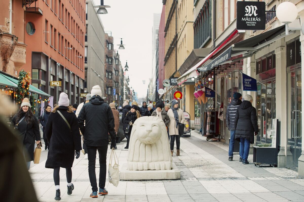 Sweden Core Inflation Remains Too High for Riksbank Comfort - Bloomberg