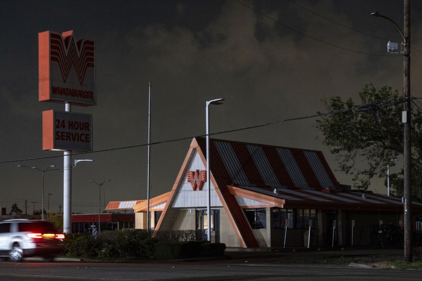 Houston Blackouts: Residents Use Whataburger App to Track Post ...