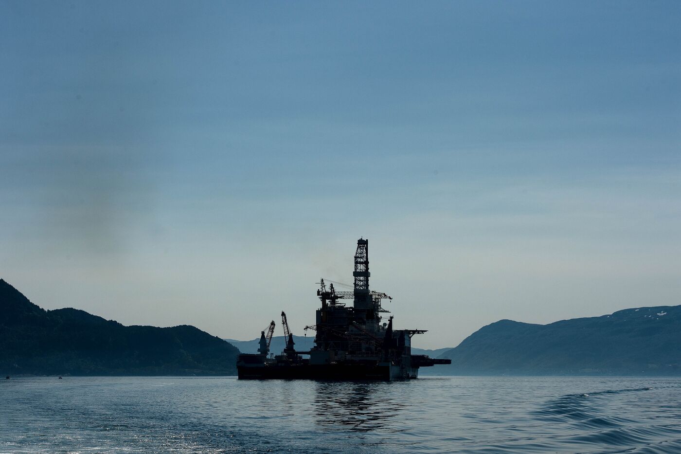 Fear Grips Norway's Oil Industry as Political Risk Explodes - Bloomberg