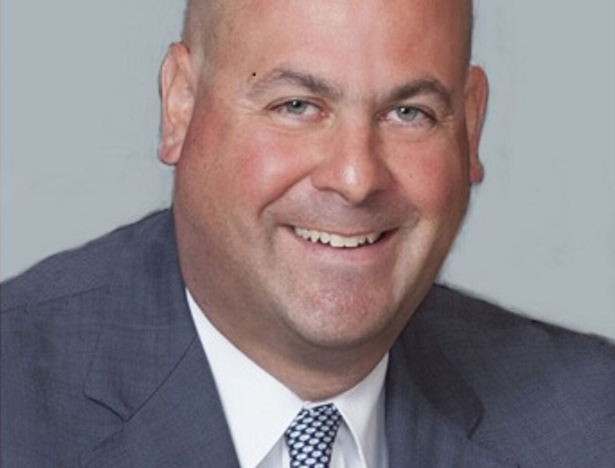 Jefferies Energy Team Thrives in Pipelines M&A Under New Leader - Bloomberg