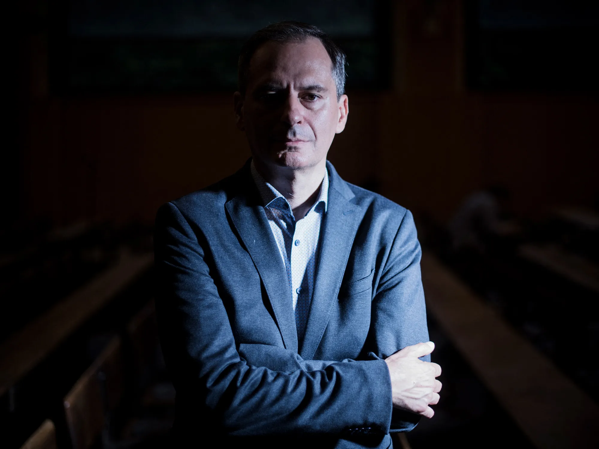 Journalist Who Exposed Russia Spies Flees Vienna on Safety Fears ...