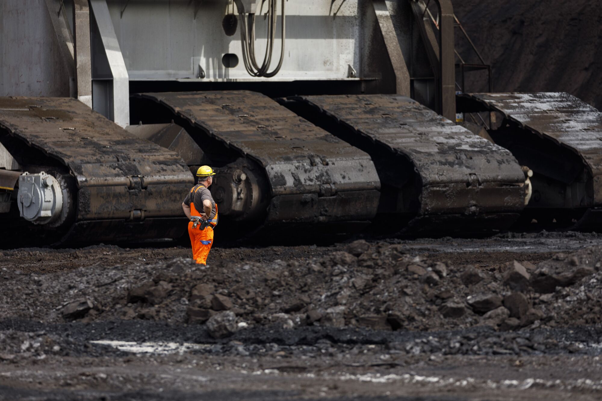 Germany Struggles to End Coal Reliance Despite Clean-Power Shift ...