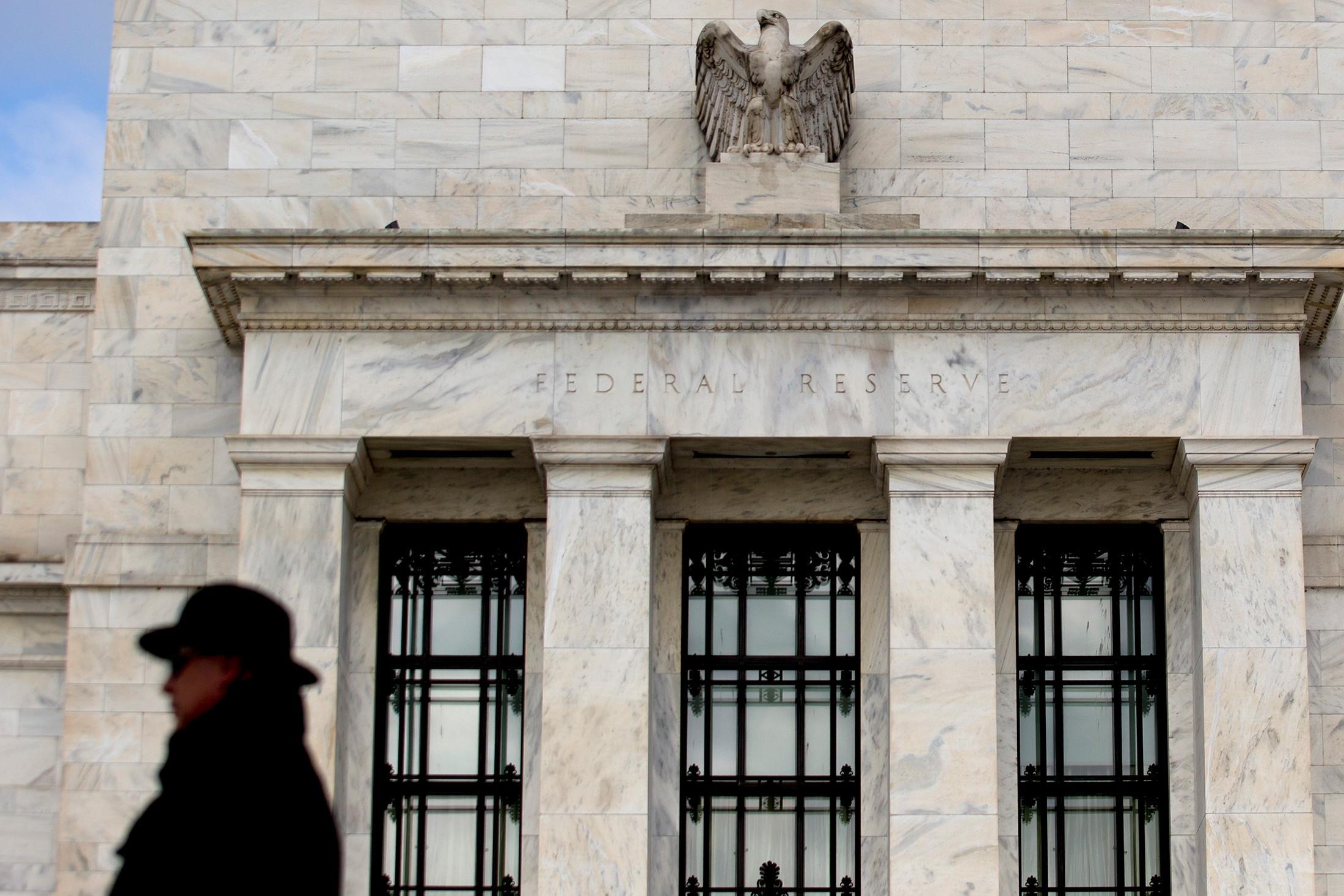 Goldman Flags $1 Trillion Reason for Fed to Go Slow on Rates - Bloomberg