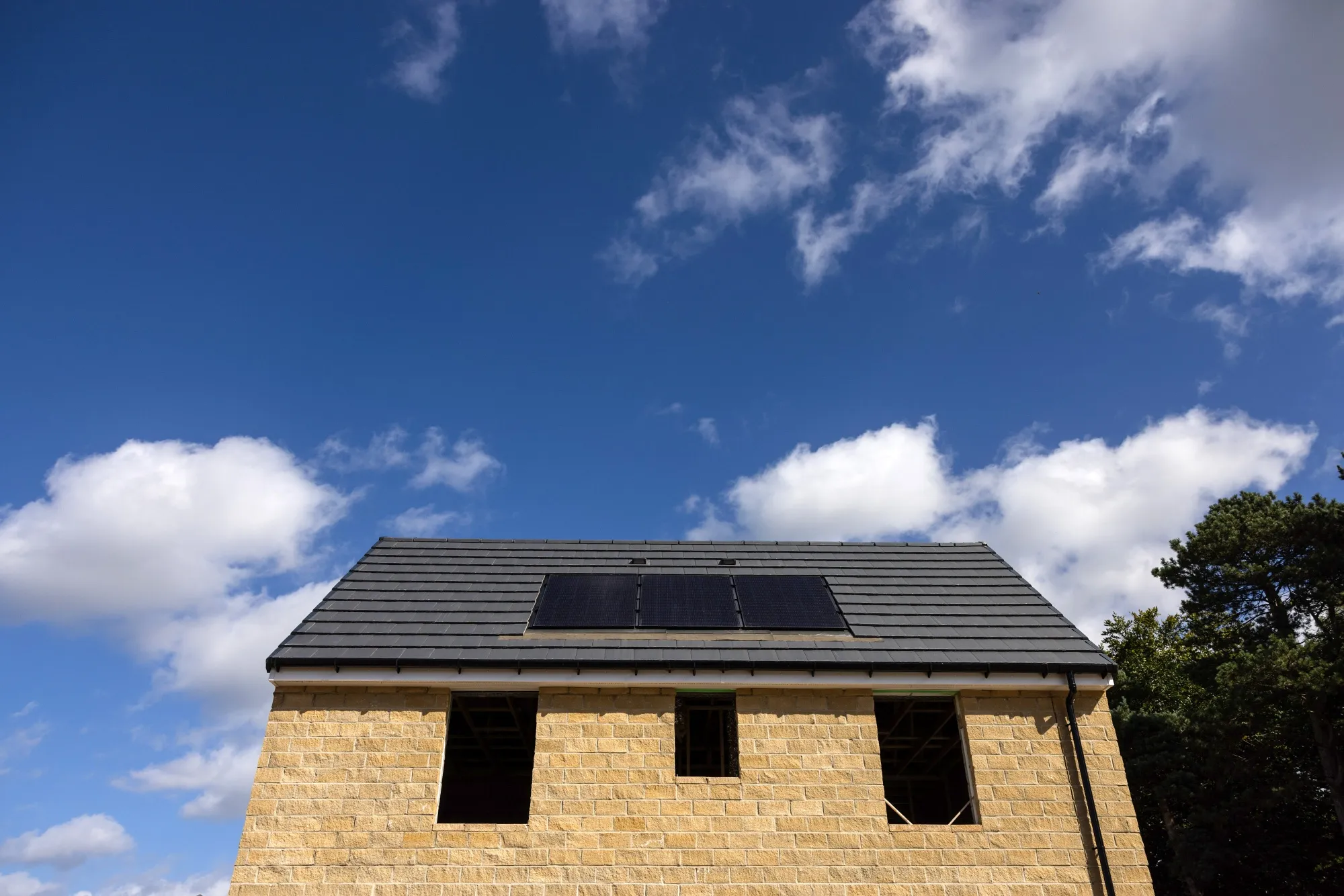 Labour’s Housing Ambitions Hit by Worst Building Slump in a Year ...