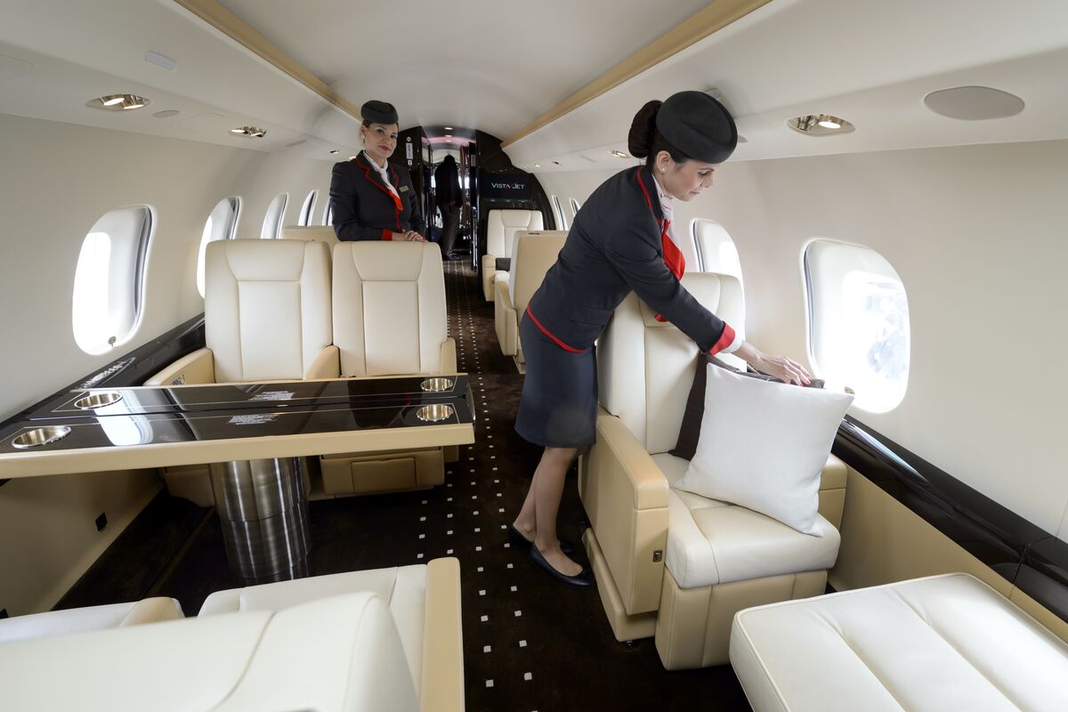 Need to Fly Now? Private-Jet Operator Unveils Short-Term Deals - Bloomberg