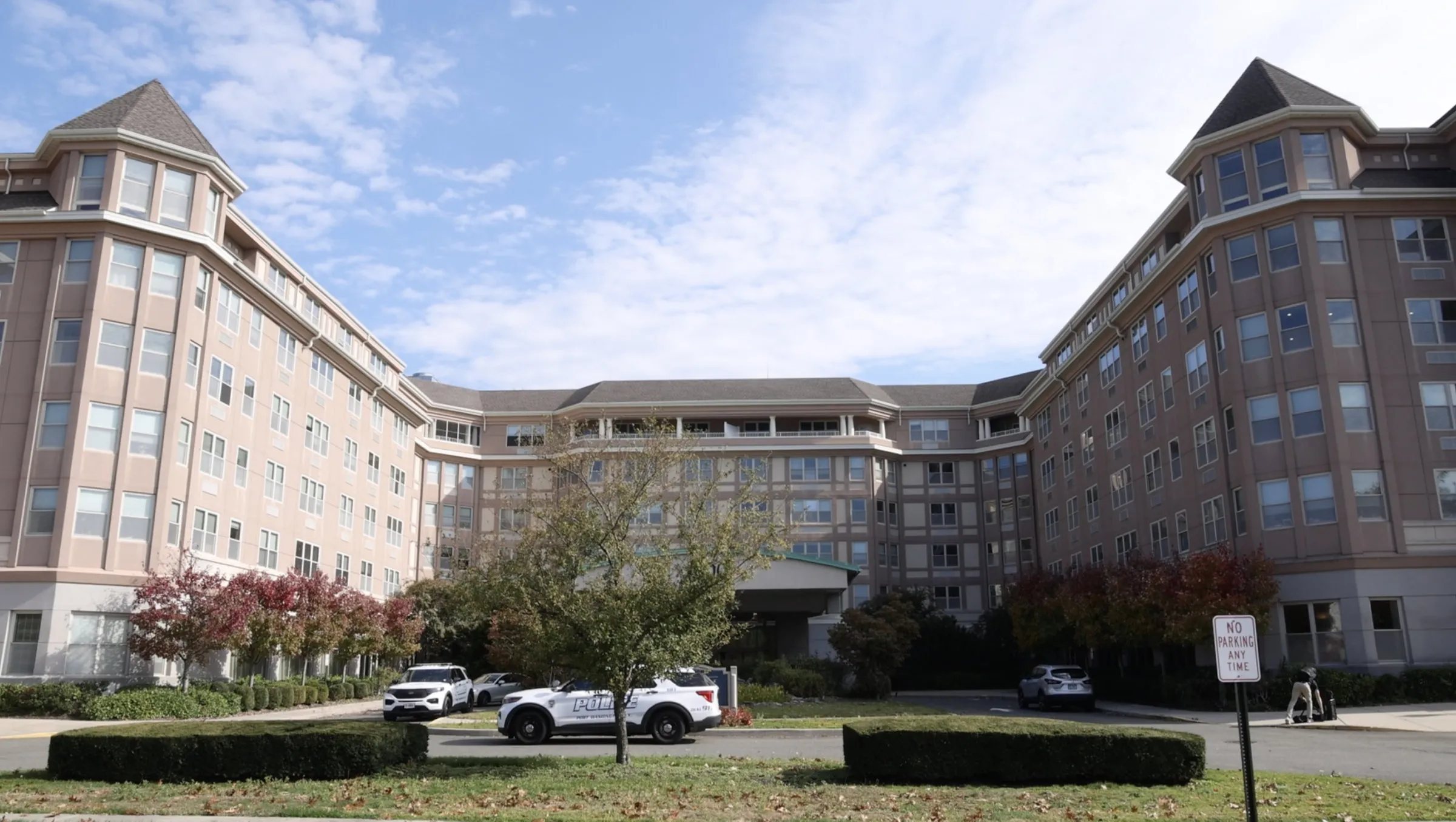 Bankrupt NY Senior Home Deal Hits Residents and Bondholders - Bloomberg