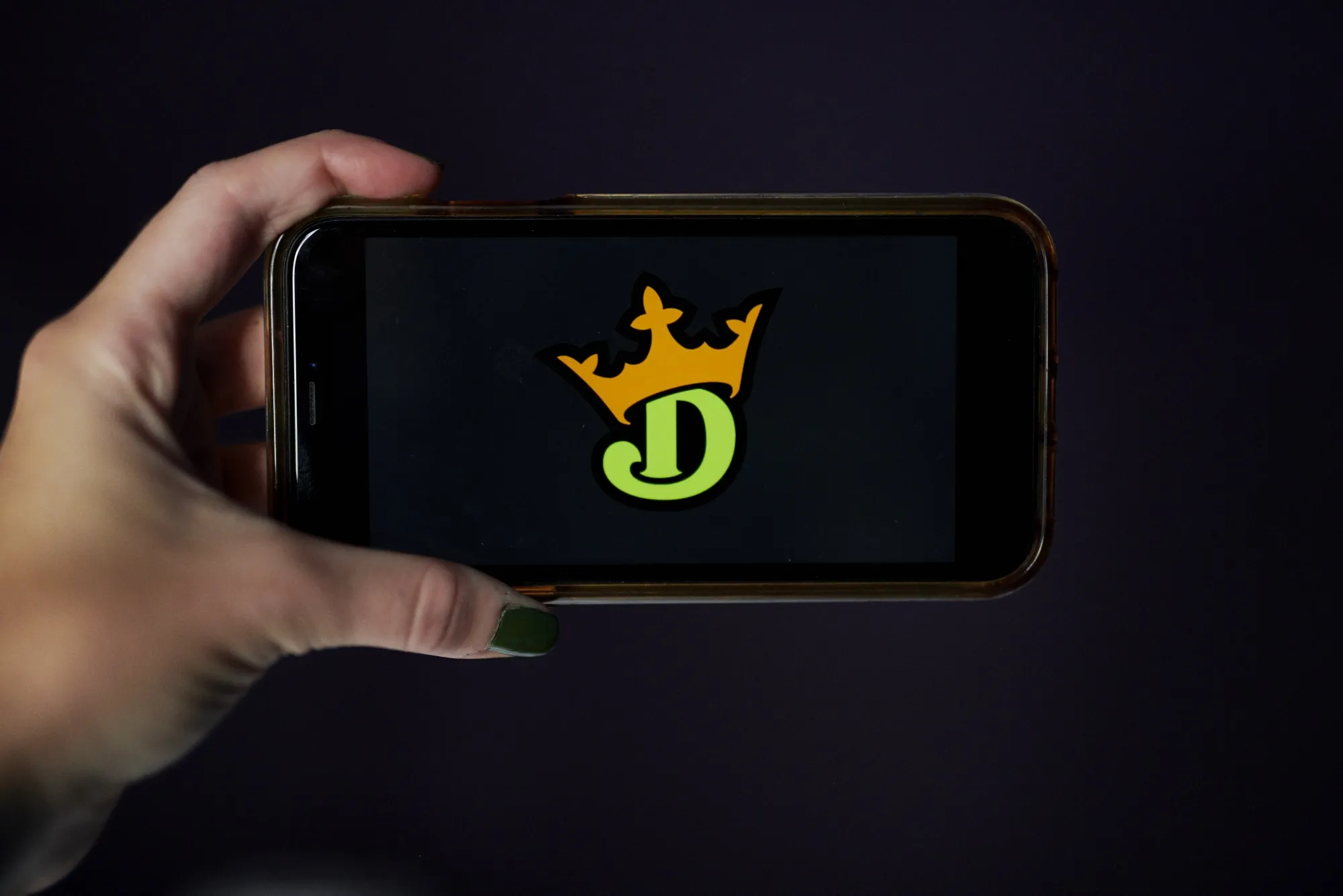 DraftKings (DKNG) Stock Tumbles on Report of Unauthorized Money ...