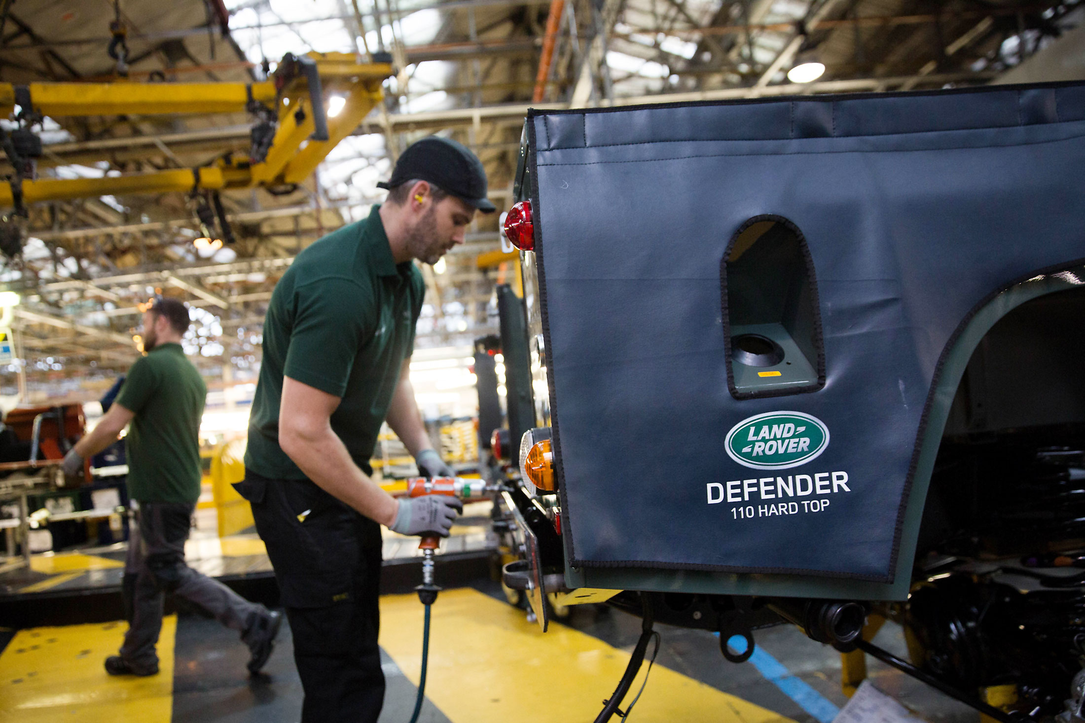 Land Rover Defender Photos - Bloomberg