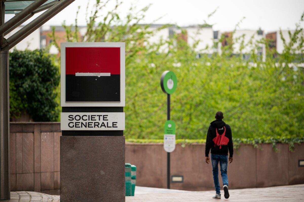 SocGen Holders Eye Potential Stock Revival as Krupa Steps In - Bloomberg