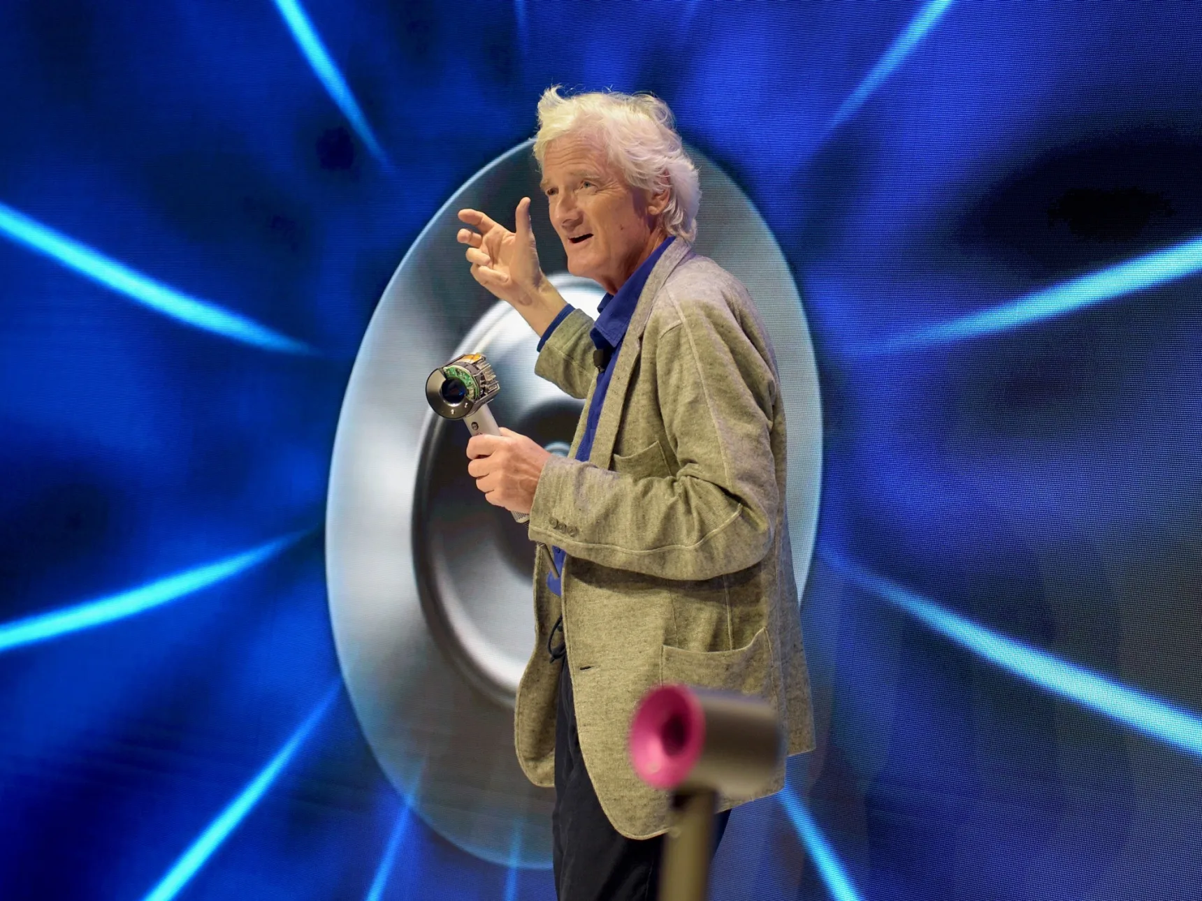 James Dyson Picks Top Singapore Banker to Advise His $16 Billion Empire ... James Dyson Picks Top Singapore Banker to Advise His $16 Billion Empire ...