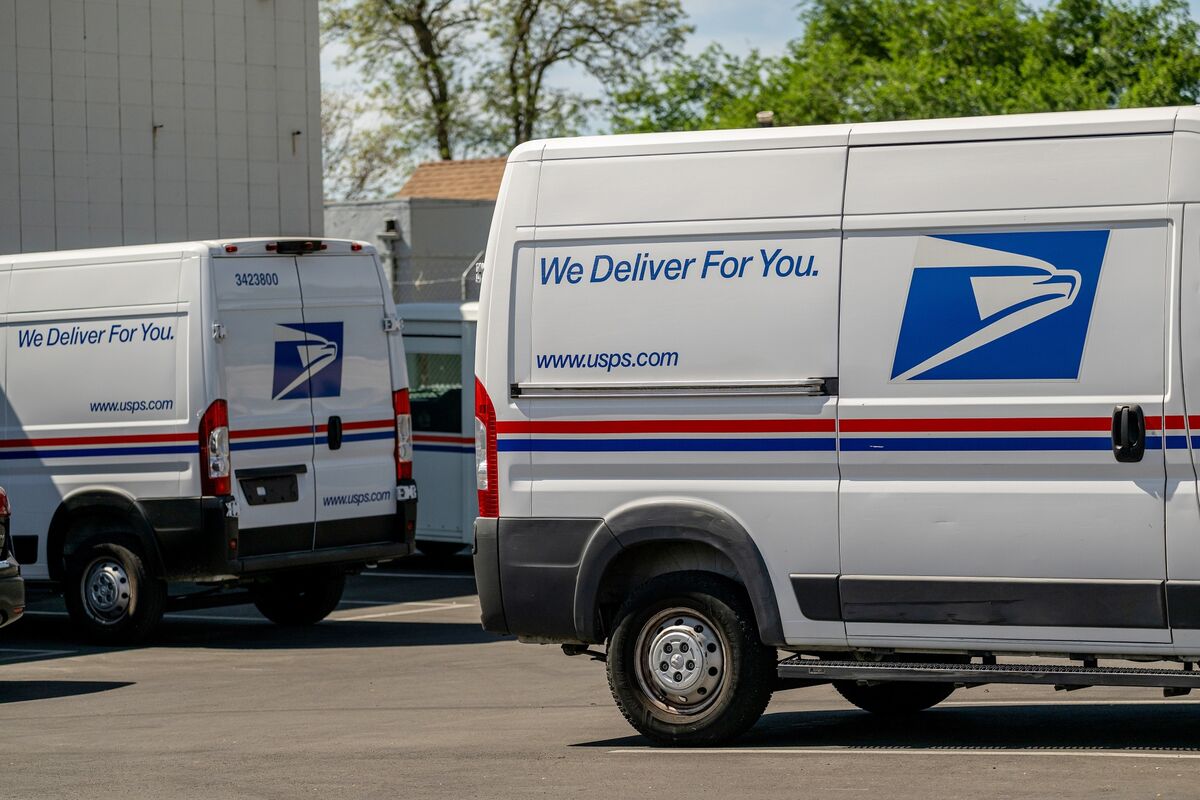 USPS, DHL (DHL GR) Sign Multi-Year Parcel Delivery Contract - Bloomberg