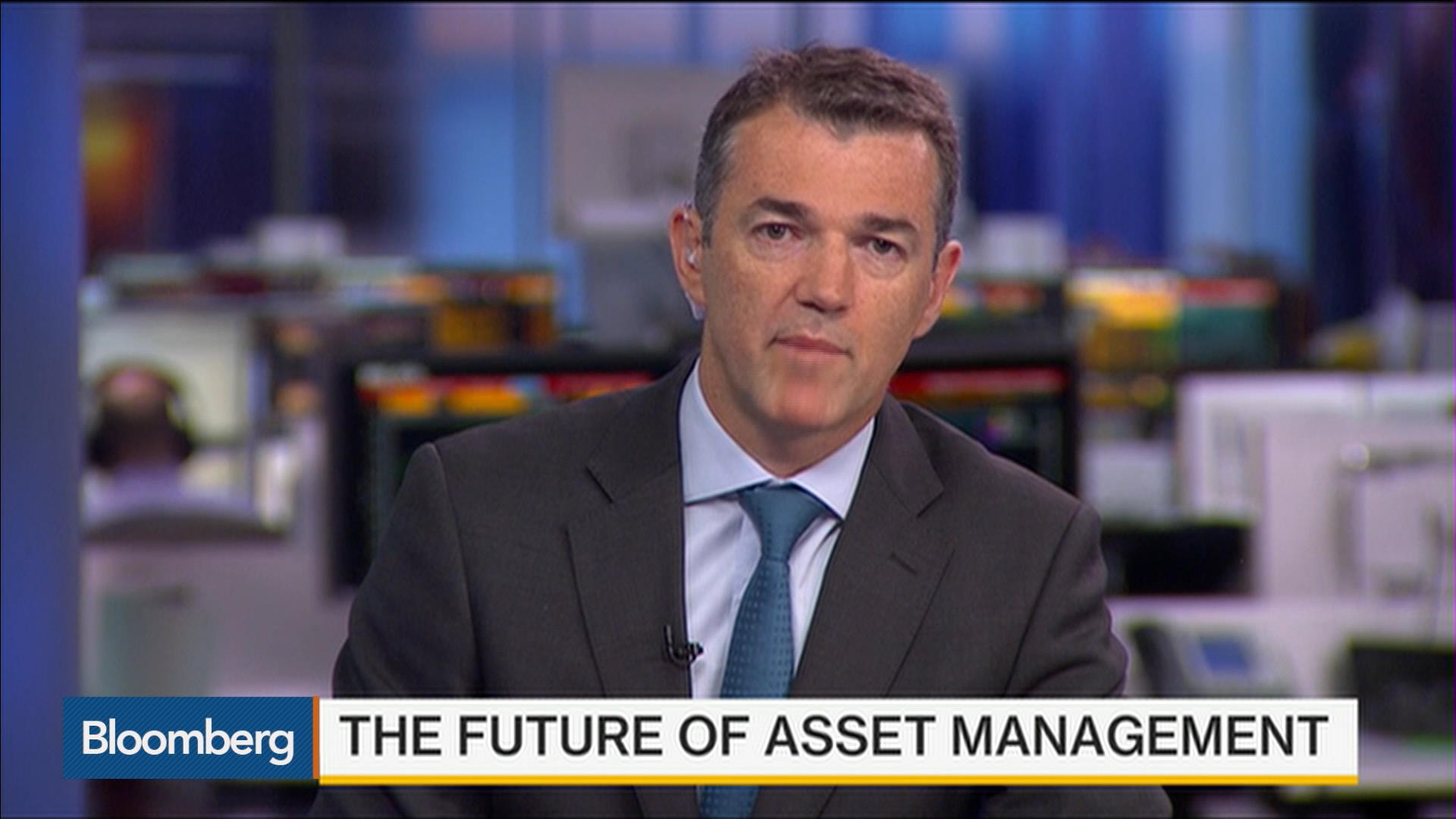 Watch Will Asset Managers Move to More Passive Investing? - Bloomberg