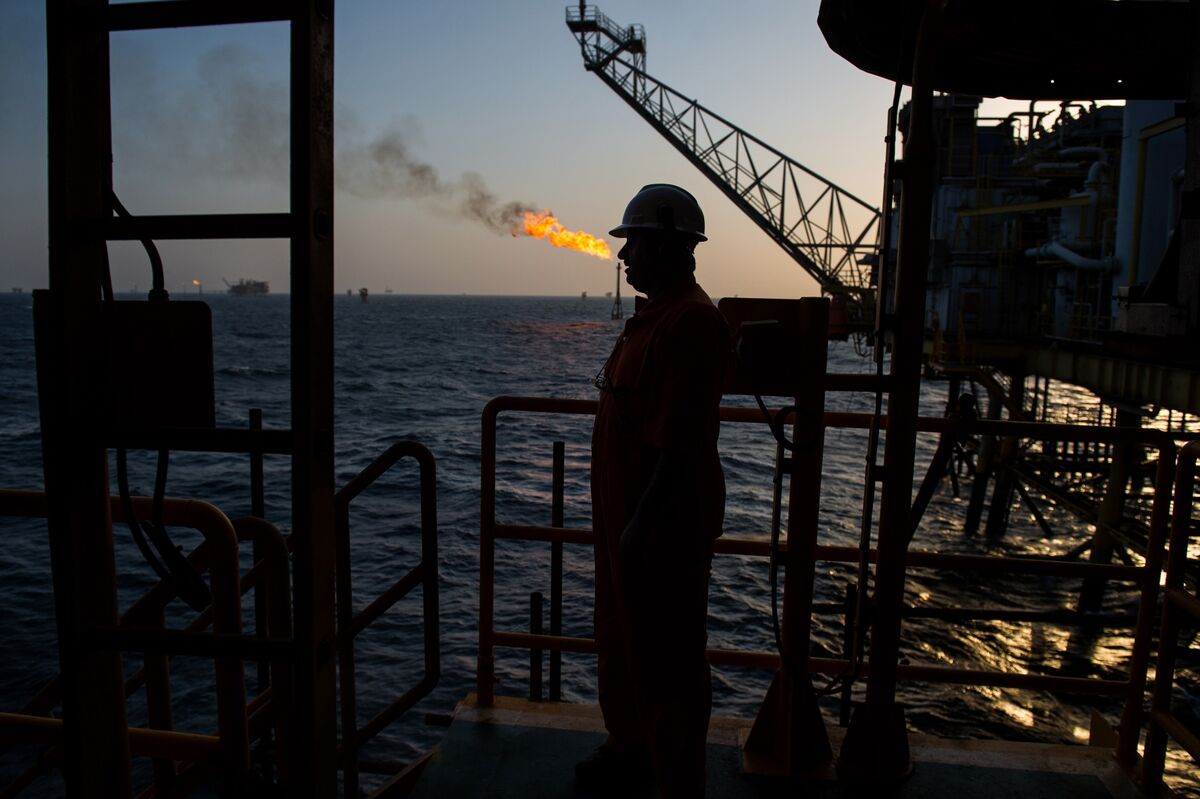 The Most Profitable Trade: ‘Oil All Over the Oceans Right Now’ - Bloomberg