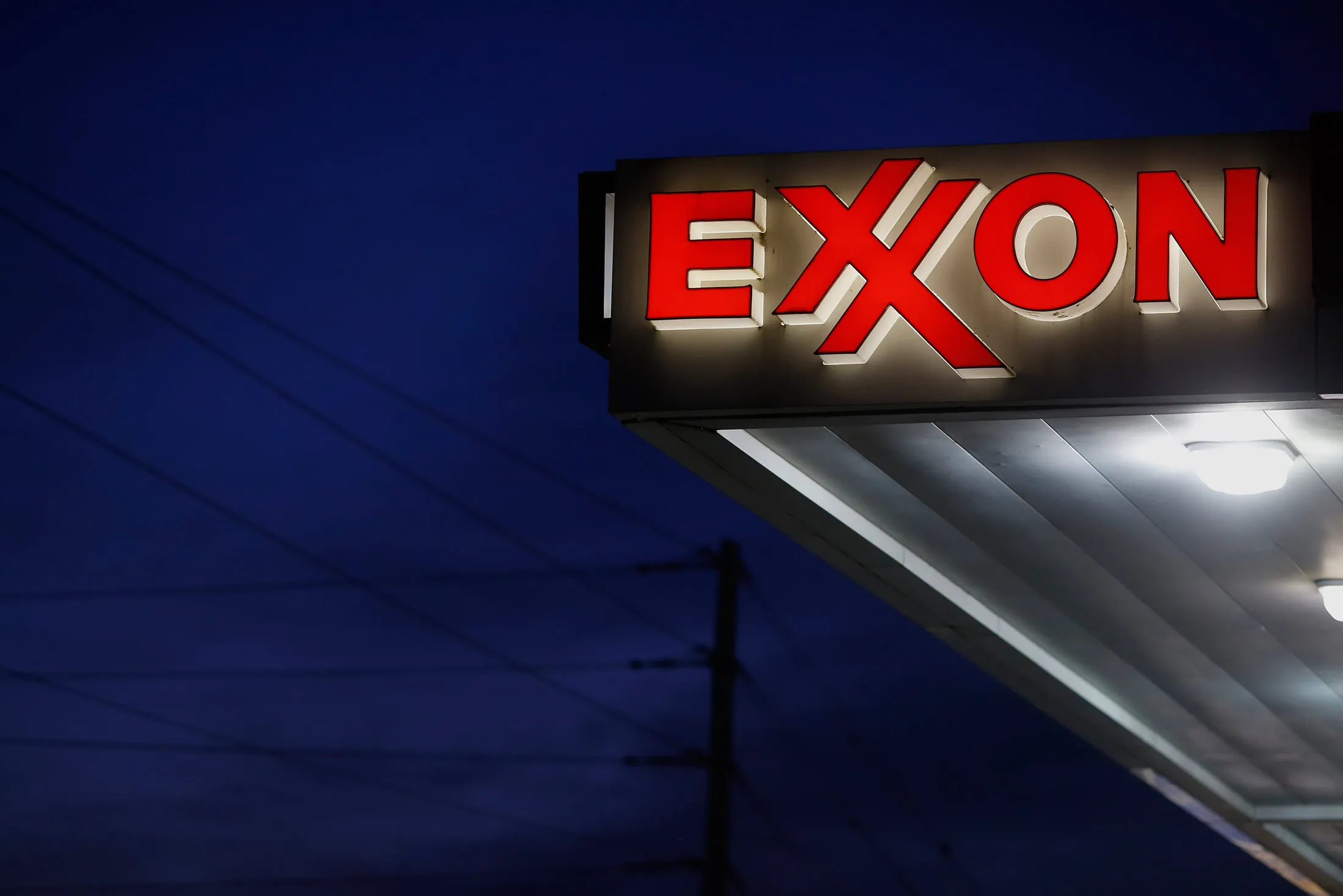 Exxon Mobil Settles Logo Trademark Fight With FXX Network - Bloomberg