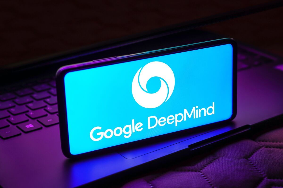 Google Deepmind Chief Calls Meta’s AI Criticisms ‘Preposterous’ - Bloomberg