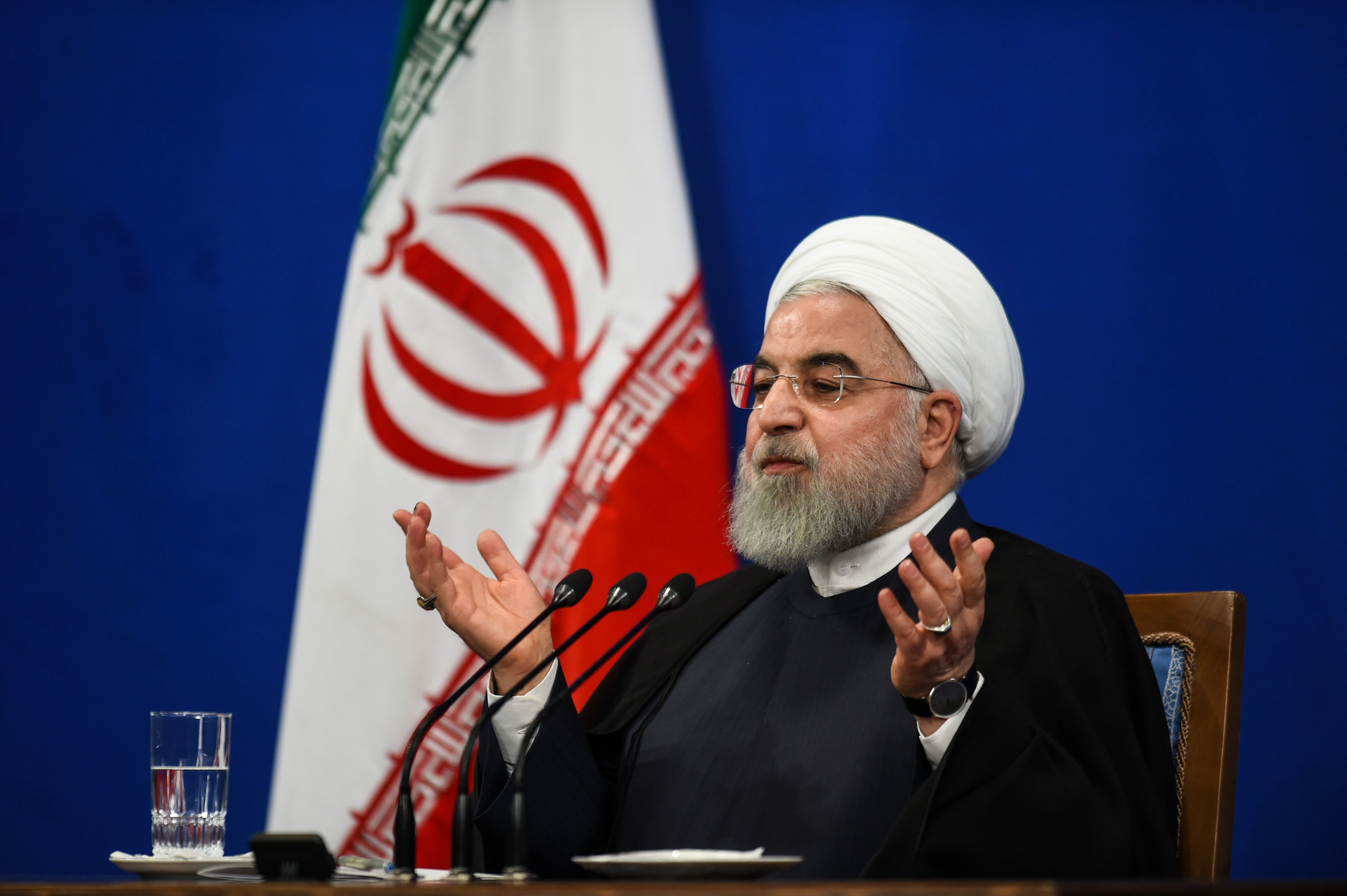 Hassan Rouhani's Fantasy Budget Won't Buy Off Iran's Protesters - Bloomberg