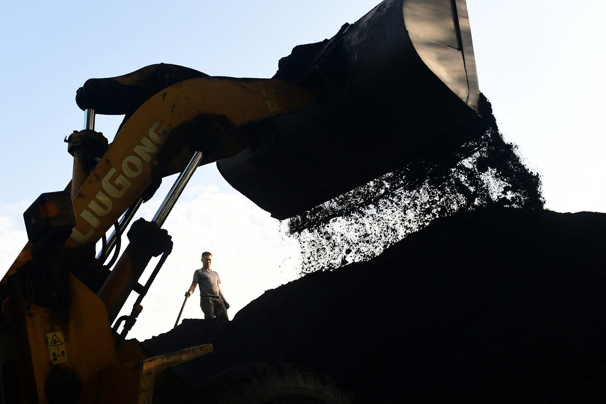 Vietnam Nears $15 Billion Climate Pact to Curb Coal Dependence - Bloomberg