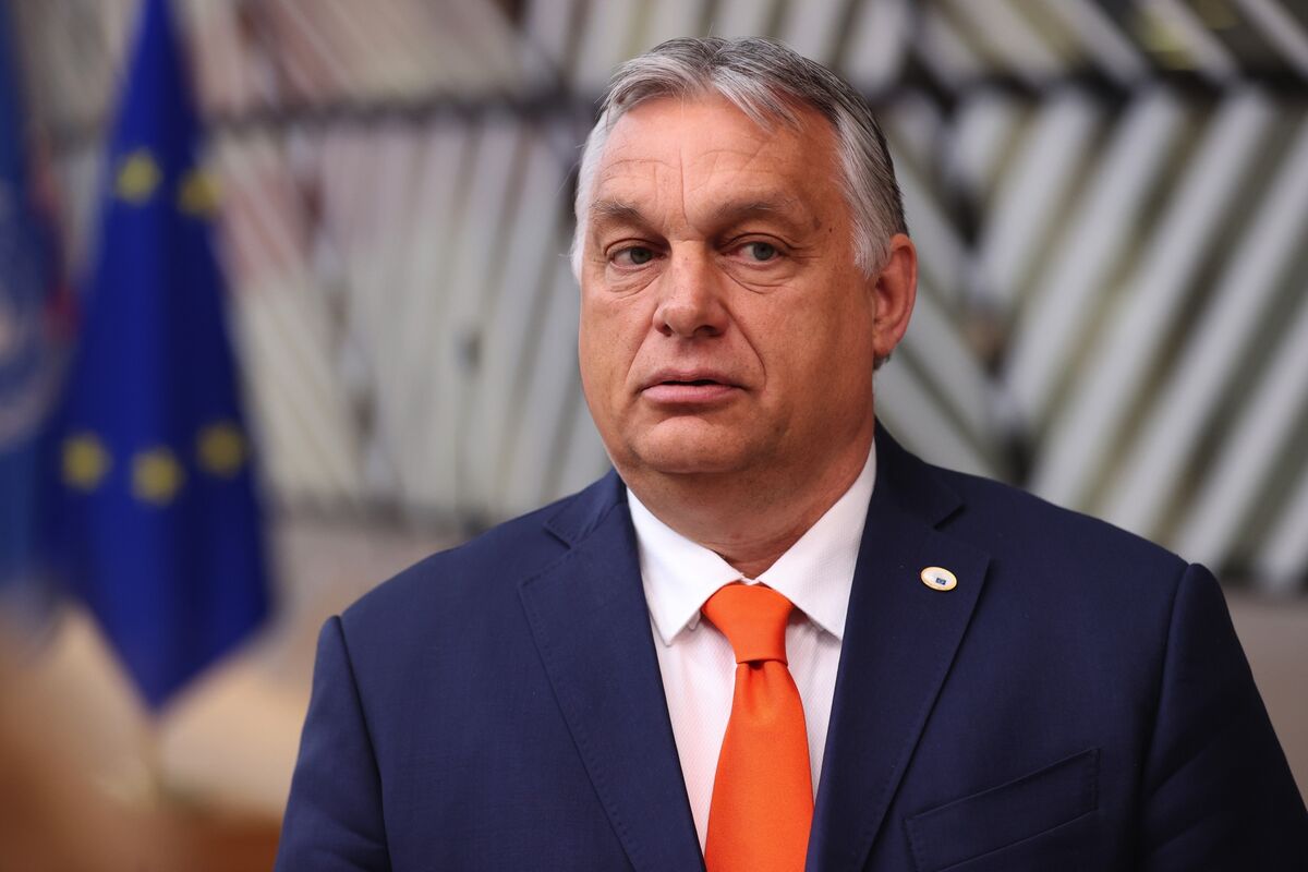 Hungary’s Orban Launches $7.5 Billion Spending Campaign in U-Turn ...