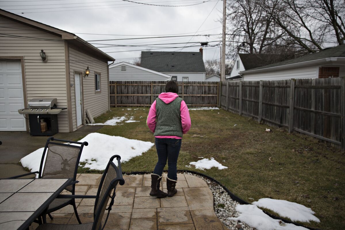 Cash-Strapped Americans Are Willing to Leverage Their Homes to Pay the ...