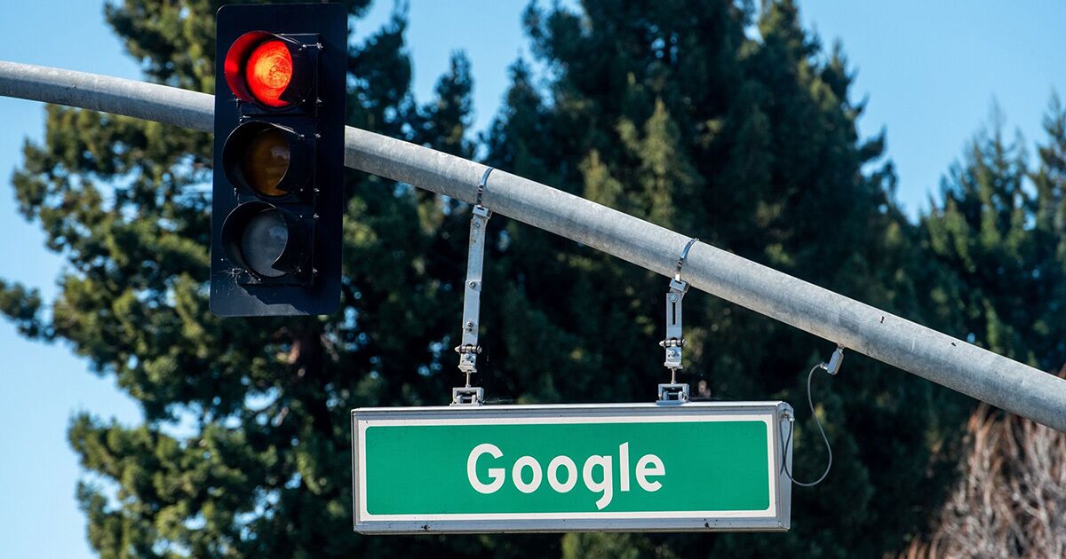 Google Antitrust Trial Will Explore Its Relationship With Apple - Bloomberg