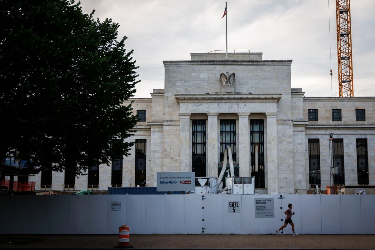 Citi Trader Who Nailed Fed Rate-Cut Call Comes Away Disappointed ...